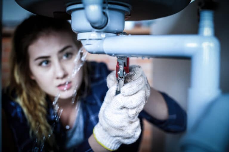 4 Common Causes for Clogged Drains and when to call a plumber