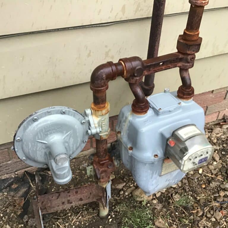 What You Should Do If You Smell Natural Gas Around Your Home?